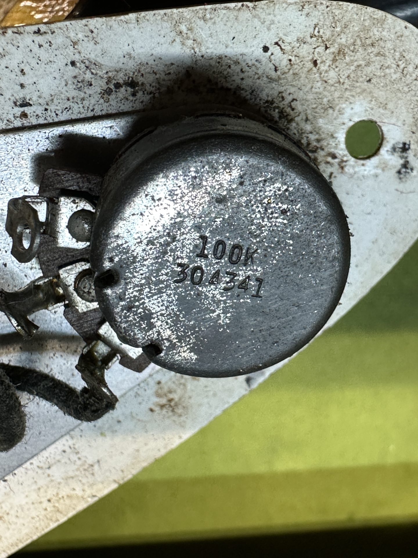 How to find guitar serial numbers – Davidson's Well Strung Guitars – We ...